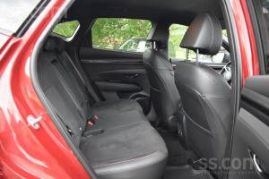 Sarkans Hyundai Tucson 2023 Kuldīga, ar dzinēja tilpumu 1.60 L un nobraukumu 0 tūkst. km par 24990 €, foto 7 vietnē AUTOMOTO.COM.LV