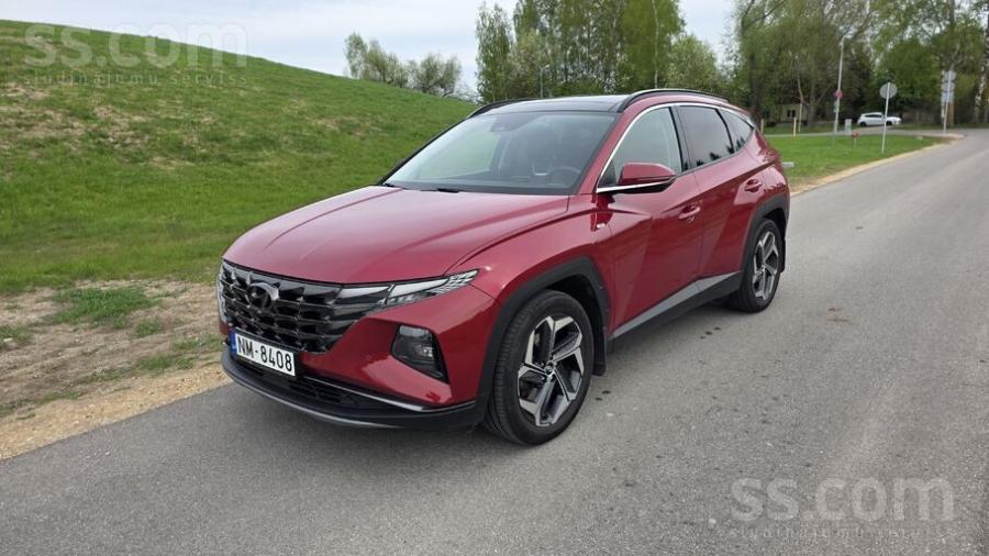 Красный Хендай Туксон 2023 в Рига, объемом двигателя 1.60 л и пробегом 78 тыс. км за 24500 €, фото 1 на AUTOMOTO.COM.LV