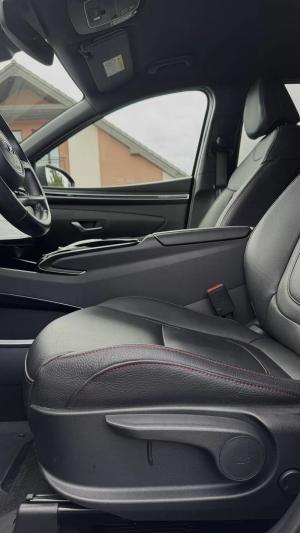 Sarkans Hyundai Tucson 2023 Rīga, ar dzinēja tilpumu 1.60 L un nobraukumu 88 tūkst. km par 23950 €, foto 17 vietnē AUTOMOTO.COM.LV