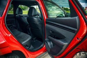 Sarkans Hyundai Tucson 2023 Rīga, ar dzinēja tilpumu 1.60 L un nobraukumu 104 tūkst. km par 21990 €, foto 18 vietnē AUTOMOTO.COM.LV