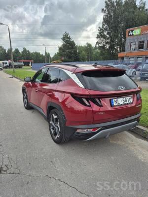 Sarkans Hyundai Tucson 2023 Rīga, ar dzinēja tilpumu 1.60 L un nobraukumu 43 tūkst. km par 25500 €, foto 4 vietnē AUTOMOTO.COM.LV
