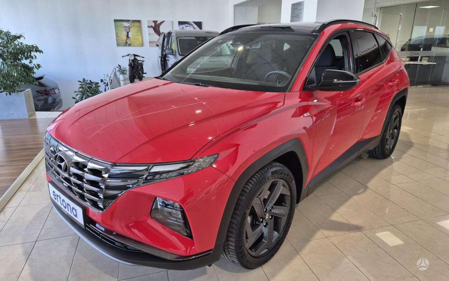 Sarkans Hyundai Tucson 2023 Šauļi, ar dzinēja tilpumu 1.60 L un nobraukumu 47 tūkst. km par 24800 €, foto 3 vietnē AUTOMOTO.COM.LV