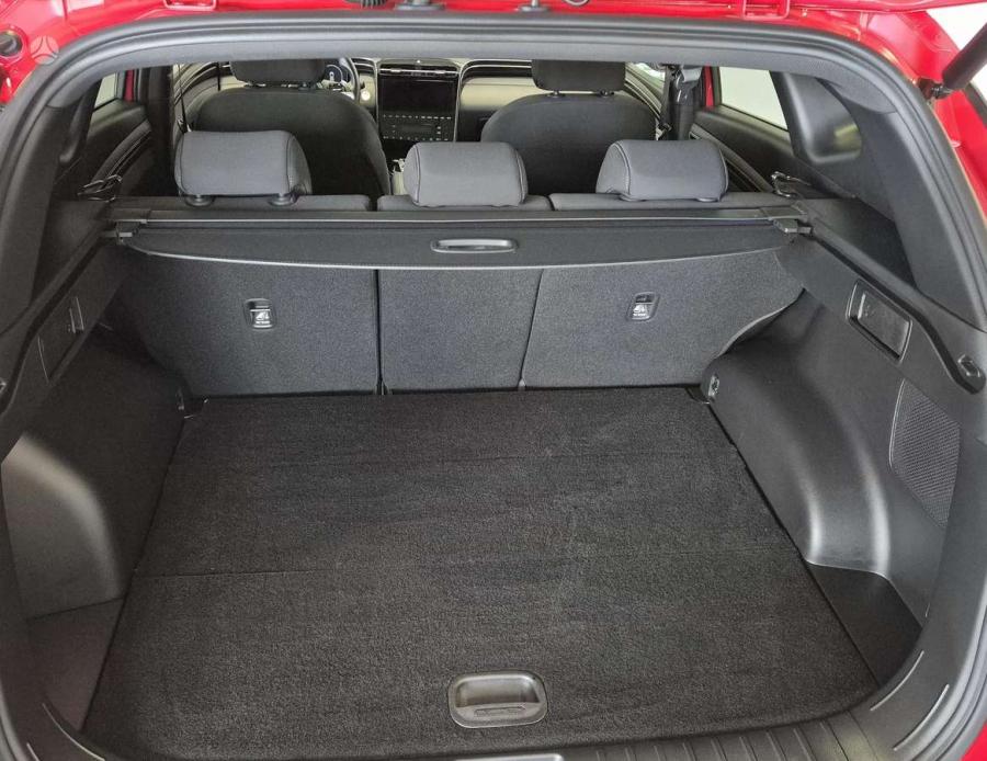 Sarkans Hyundai Tucson 2023 Šauļi, ar dzinēja tilpumu 1.60 L un nobraukumu 47 tūkst. km par 24800 €, foto 11 vietnē AUTOMOTO.COM.LV