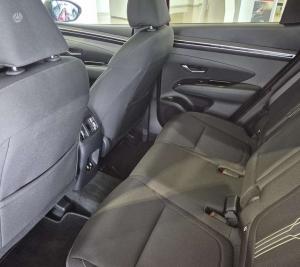 Sarkans Hyundai Tucson 2023 Šauļi, ar dzinēja tilpumu 1.60 L un nobraukumu 47 tūkst. km par 24800 €, foto 17 vietnē AUTOMOTO.COM.LV
