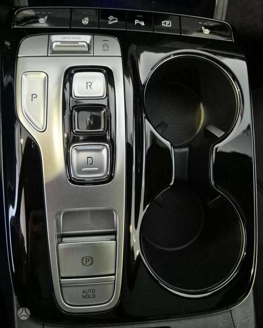 Sarkans Hyundai Tucson 2023 Šauļi, ar dzinēja tilpumu 1.60 L un nobraukumu 47 tūkst. km par 24800 €, foto 24 vietnē AUTOMOTO.COM.LV