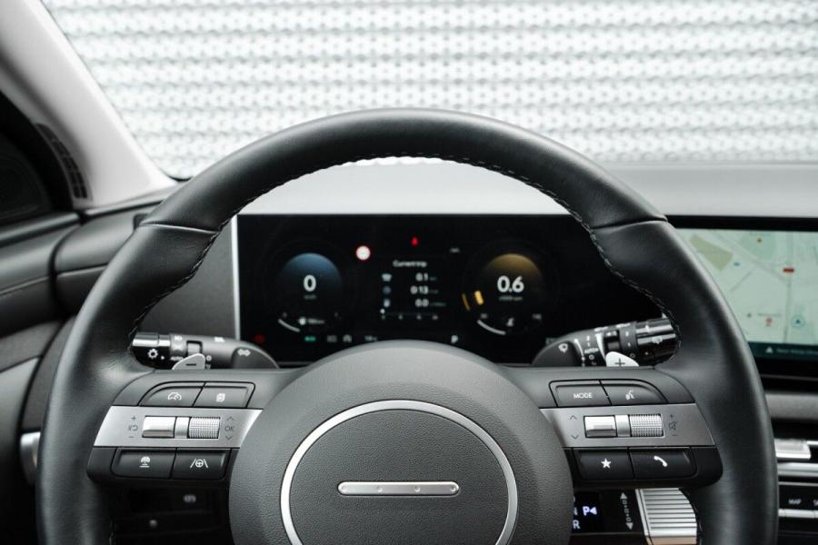 Sarkans Hyundai Tucson 2025 Mārupe, ar dzinēja tilpumu 1.60 L un nobraukumu 6 tūkst. km par 31300 €, foto 15 vietnē AUTOMOTO.COM.LV