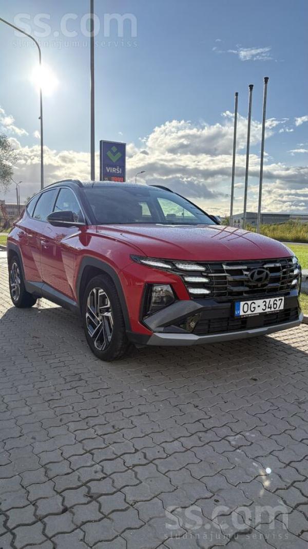 Hyundai Tucson 2025 Rīga vietnē Sarkans Hyundai Tucson 2025 Rīga, ar dzinēja tilpumu 1.60 L un nobraukumu 11 tūkst. km par 29990 €, foto 7 vietnē AUTOMOTO.COM.LV