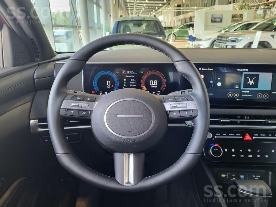 Sarkans Hyundai Tucson 2026 Rīga, ar dzinēja tilpumu 1.60 L un nobraukumu 16 tūkst. km par 30498 €, foto 8 vietnē AUTOMOTO.COM.LV
