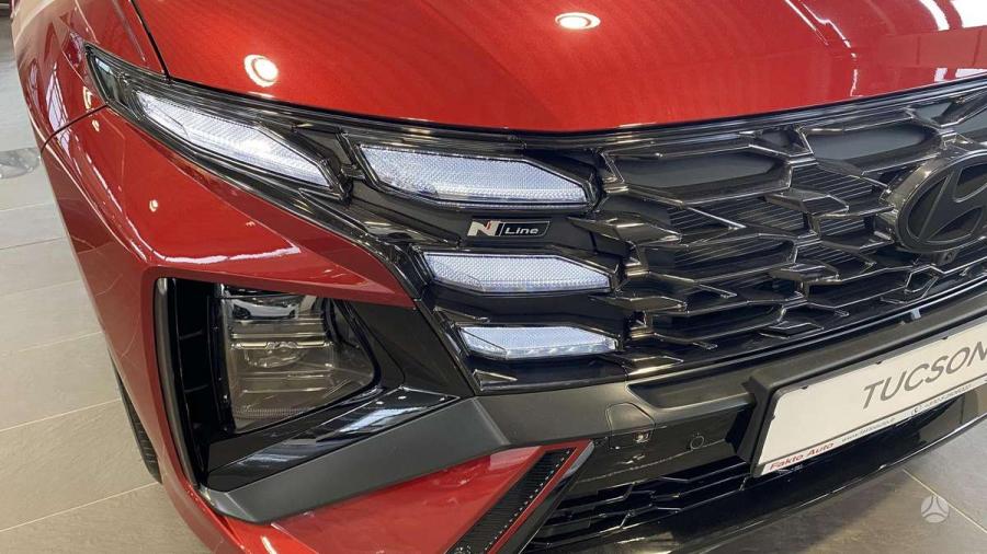 Red Hyundai Tucson 2026 in Vilnius, with an engine capacity of 1.60 L and mileage of 0 thousand km for 36999 €, photo 4 on AUTOMOTO.COM.LV