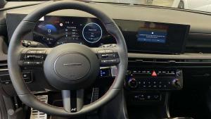 Red Hyundai Tucson 2026 in Vilnius, with an engine capacity of 1.60 L and mileage of 0 thousand km for 36999 €, photo 13 on AUTOMOTO.COM.LV