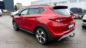 Sarkans Hyundai Tucson 2017 Tallina, ar dzinēja tilpumu 1.60 L un nobraukumu 115 tūkst. km par 13900 €, foto 7 vietnē AUTOMOTO.COM.LV