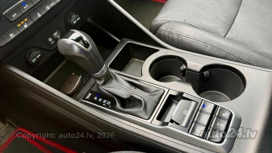 Sarkans Hyundai Tucson 2017 Tallina, ar dzinēja tilpumu 1.60 L un nobraukumu 115 tūkst. km par 13900 €, foto 17 vietnē AUTOMOTO.COM.LV