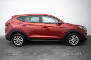Sarkans Hyundai Tucson 2017 Tallina, ar dzinēja tilpumu 1.70 L un nobraukumu 257 tūkst. km par 10999 €, foto 5 vietnē AUTOMOTO.COM.LV