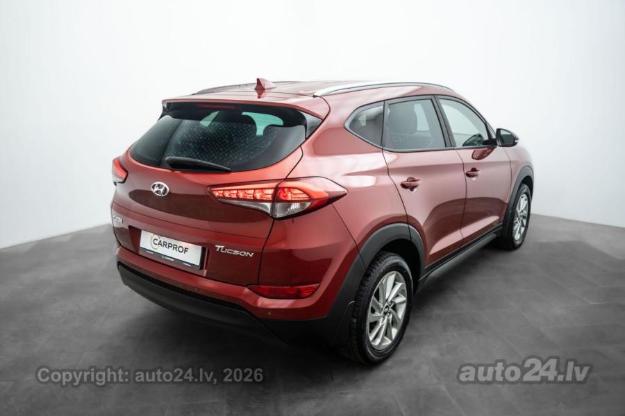 Sarkans Hyundai Tucson 2017 Tallina, ar dzinēja tilpumu 1.70 L un nobraukumu 257 tūkst. km par 10999 €, foto 6 vietnē AUTOMOTO.COM.LV