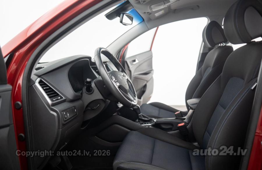 Sarkans Hyundai Tucson 2017 Tallina, ar dzinēja tilpumu 1.70 L un nobraukumu 257 tūkst. km par 10999 €, foto 9 vietnē AUTOMOTO.COM.LV