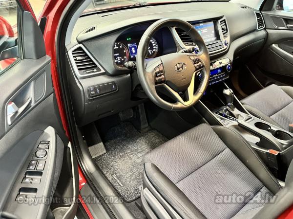 Sarkans Hyundai Tucson 2018 Tallina, ar dzinēja tilpumu 2.00 L un nobraukumu 69 tūkst. km par 13500 €, foto 7 vietnē AUTOMOTO.COM.LV