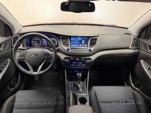 Sarkans Hyundai Tucson 2018 Tallina, ar dzinēja tilpumu 1.70 L un nobraukumu 165 tūkst. km par 10900 €, foto 10 vietnē AUTOMOTO.COM.LV