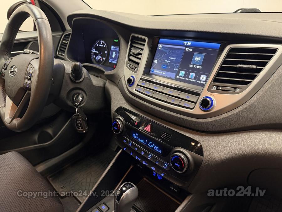 Sarkans Hyundai Tucson 2018 Tallina, ar dzinēja tilpumu 1.70 L un nobraukumu 165 tūkst. km par 10900 €, foto 12 vietnē AUTOMOTO.COM.LV