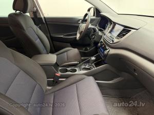 Sarkans Hyundai Tucson 2018 Tallina, ar dzinēja tilpumu 1.70 L un nobraukumu 165 tūkst. km par 10900 €, foto 19 vietnē AUTOMOTO.COM.LV