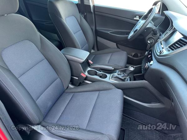 Hyundai Tucson 2018 Tallina vietnē Sarkans Hyundai Tucson 2018 Tallina, ar dzinēja tilpumu 1.70 L un nobraukumu 167 tūkst. km par 12900 €, foto 9 vietnē AUTOMOTO.COM.LV