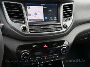Sarkans Hyundai Tucson 2018 Pērnava, ar dzinēja tilpumu 1.70 L un nobraukumu 167 tūkst. km par 15900 €, foto 11 vietnē AUTOMOTO.COM.LV