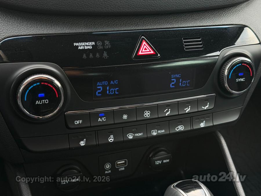 Sarkans Hyundai Tucson 2018 Pērnava, ar dzinēja tilpumu 1.70 L un nobraukumu 167 tūkst. km par 15900 €, foto 12 vietnē AUTOMOTO.COM.LV