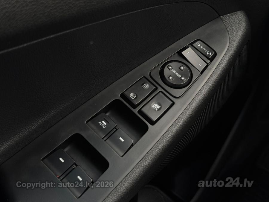 Sarkans Hyundai Tucson 2018 Pērnava, ar dzinēja tilpumu 1.70 L un nobraukumu 167 tūkst. km par 15900 €, foto 17 vietnē AUTOMOTO.COM.LV