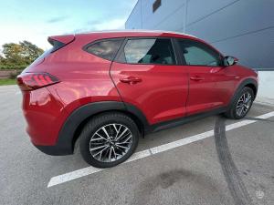 Sarkans Hyundai Tucson 2020 Telšiai, ar dzinēja tilpumu 1.60 L un nobraukumu 160 tūkst. km par 12499 €, foto 9 vietnē AUTOMOTO.COM.LV