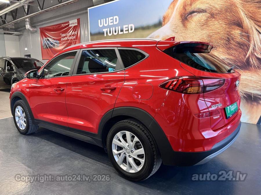 Sarkans Hyundai Tucson 2021 Tallina, ar dzinēja tilpumu 1.60 L un nobraukumu 165 tūkst. km par 17900 €, foto 3 vietnē AUTOMOTO.COM.LV