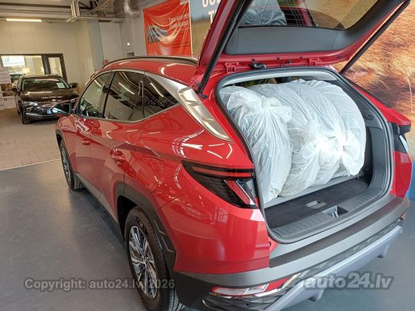 Sarkans Hyundai Tucson 2022 Tallina, ar dzinēja tilpumu 1.60 L un nobraukumu 106 tūkst. km par 23300 €, foto 5 vietnē AUTOMOTO.COM.LV