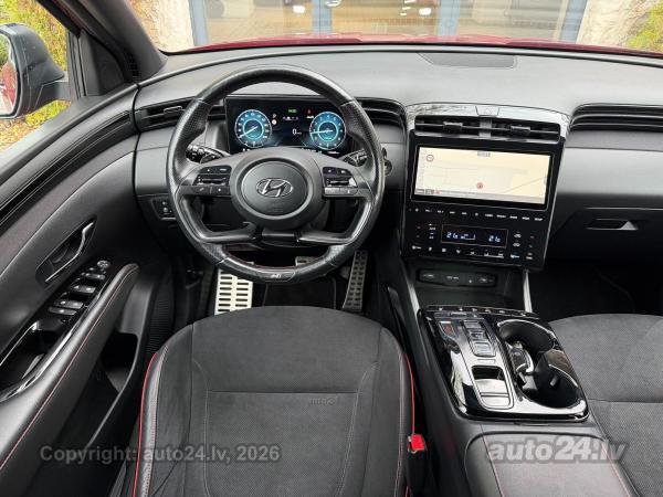 Hyundai Tucson 2022 in Tallinn on AUTOMOTO.COM.LV Red Hyundai Tucson 2022 in Tallinn, with an engine capacity of 1.60 L and mileage of 113 thousand km for 21990 €, photo 5 on AUTOMOTO.COM.LV