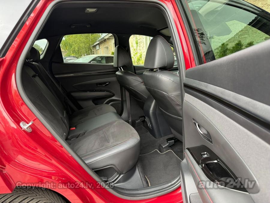 Sarkans Hyundai Tucson 2022 Tallina, ar dzinēja tilpumu 1.60 L un nobraukumu 113 tūkst. km par 21990 €, foto 8 vietnē AUTOMOTO.COM.LV