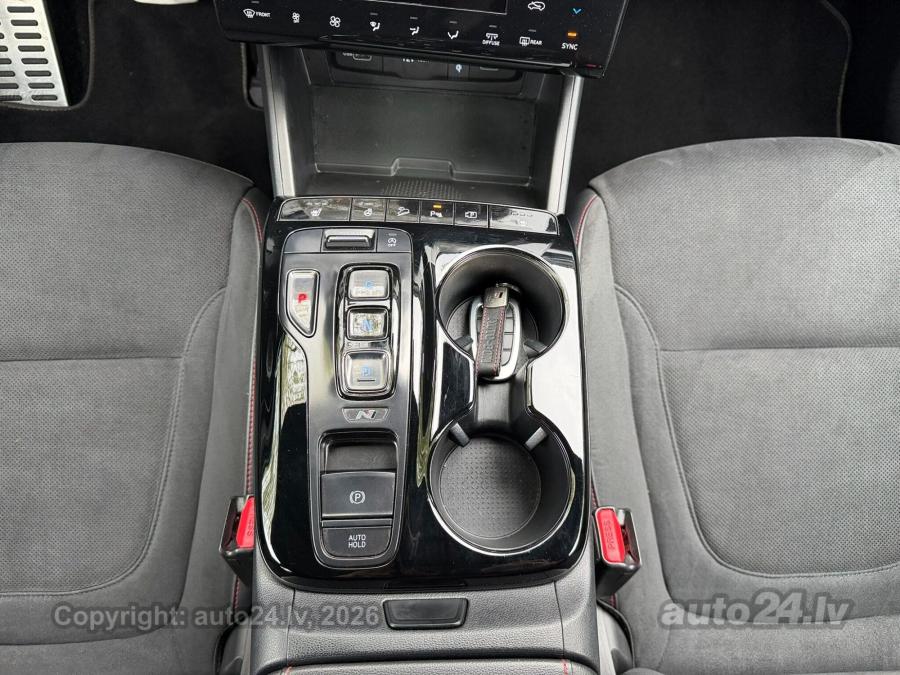 Sarkans Hyundai Tucson 2022 Tallina, ar dzinēja tilpumu 1.60 L un nobraukumu 113 tūkst. km par 21990 €, foto 17 vietnē AUTOMOTO.COM.LV