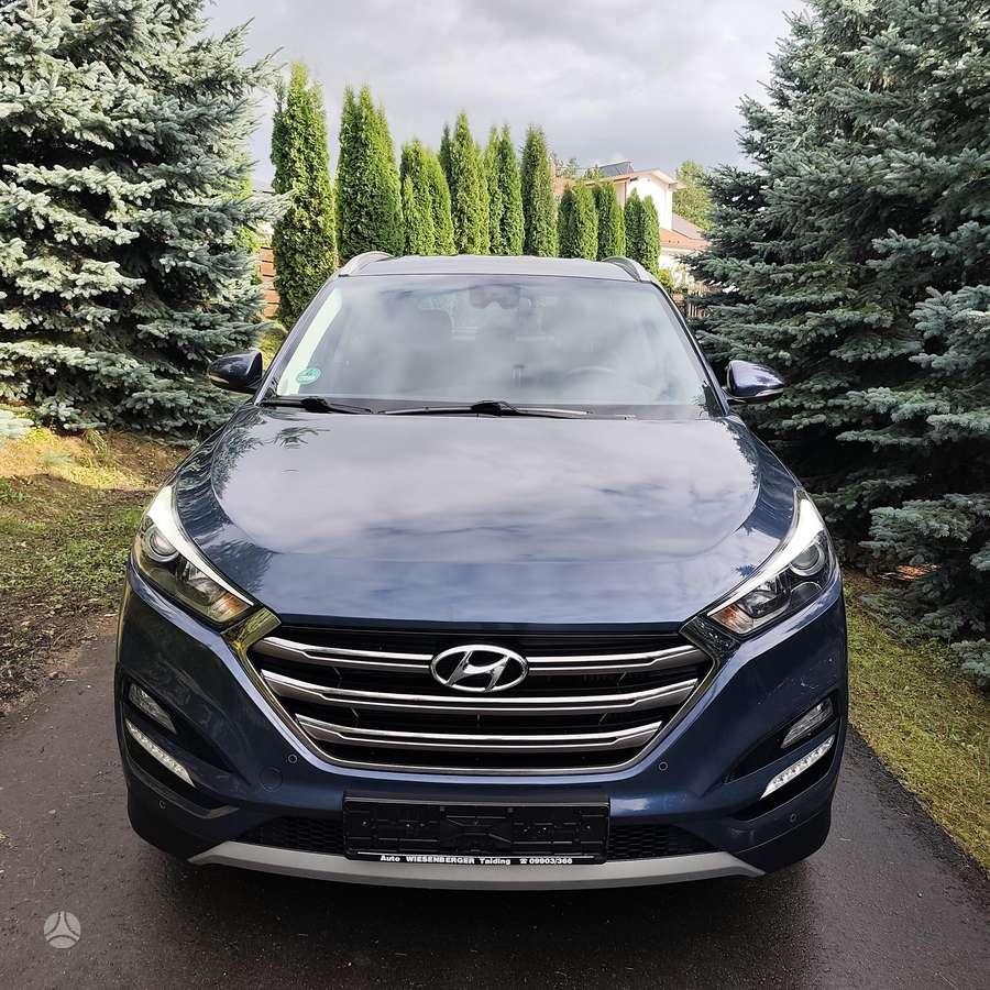 Violet Hyundai Tucson 2018 in Utena, with an engine capacity of 2.00 L and mileage of 191 thousand km for 12200 €, photo 3 on AUTOMOTO.COM.LV