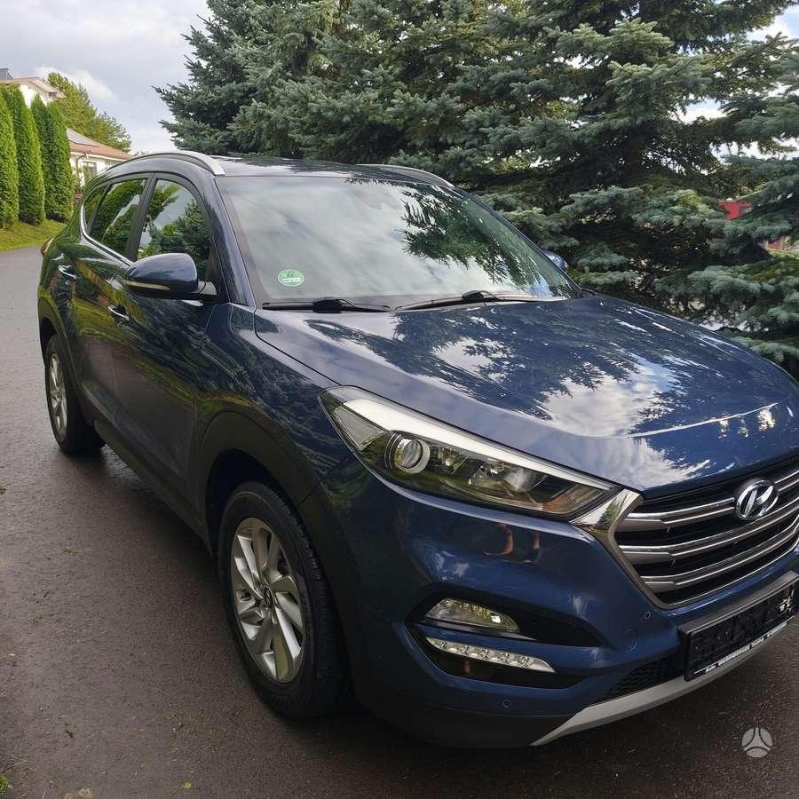 Violet Hyundai Tucson 2018 in Utena, with an engine capacity of 2.00 L and mileage of 191 thousand km for 12200 €, photo 4 on AUTOMOTO.COM.LV
