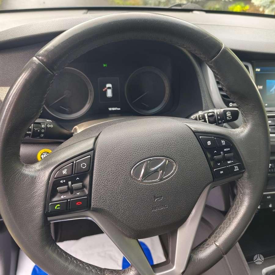 Violet Hyundai Tucson 2018 in Utena, with an engine capacity of 2.00 L and mileage of 191 thousand km for 12200 €, photo 14 on AUTOMOTO.COM.LV