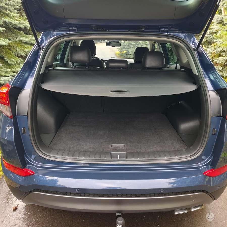 Violet Hyundai Tucson 2018 in Utena, with an engine capacity of 2.00 L and mileage of 191 thousand km for 12200 €, photo 19 on AUTOMOTO.COM.LV