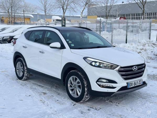Balts Hyundai Tucson 2015 Klaipėda, ar dzinēja tilpumu 1.69 L un nobraukumu 126 tūkst. km par 12999 €, foto 2 vietnē AUTOMOTO.COM.LV