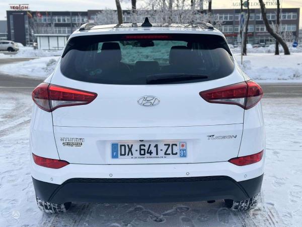 Balts Hyundai Tucson 2015 Klaipėda, ar dzinēja tilpumu 1.69 L un nobraukumu 126 tūkst. km par 12999 €, foto 8 vietnē AUTOMOTO.COM.LV
