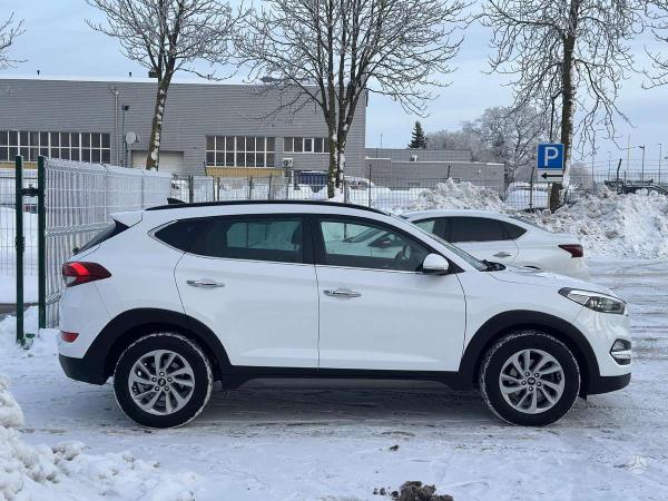 Balts Hyundai Tucson 2015 Klaipėda, ar dzinēja tilpumu 1.69 L un nobraukumu 126 tūkst. km par 12999 €, foto 10 vietnē AUTOMOTO.COM.LV