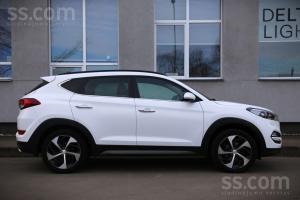 Balts Hyundai Tucson 2015 Rīga, ar dzinēja tilpumu 1.60 L un nobraukumu 167 tūkst. km par 12995 €, foto 4 vietnē AUTOMOTO.COM.LV