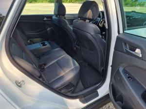 Balts Hyundai Tucson 2015 Panevēža, ar dzinēja tilpumu 1.70 L un nobraukumu 238 tūkst. km par 7999 €, foto 23 vietnē AUTOMOTO.COM.LV