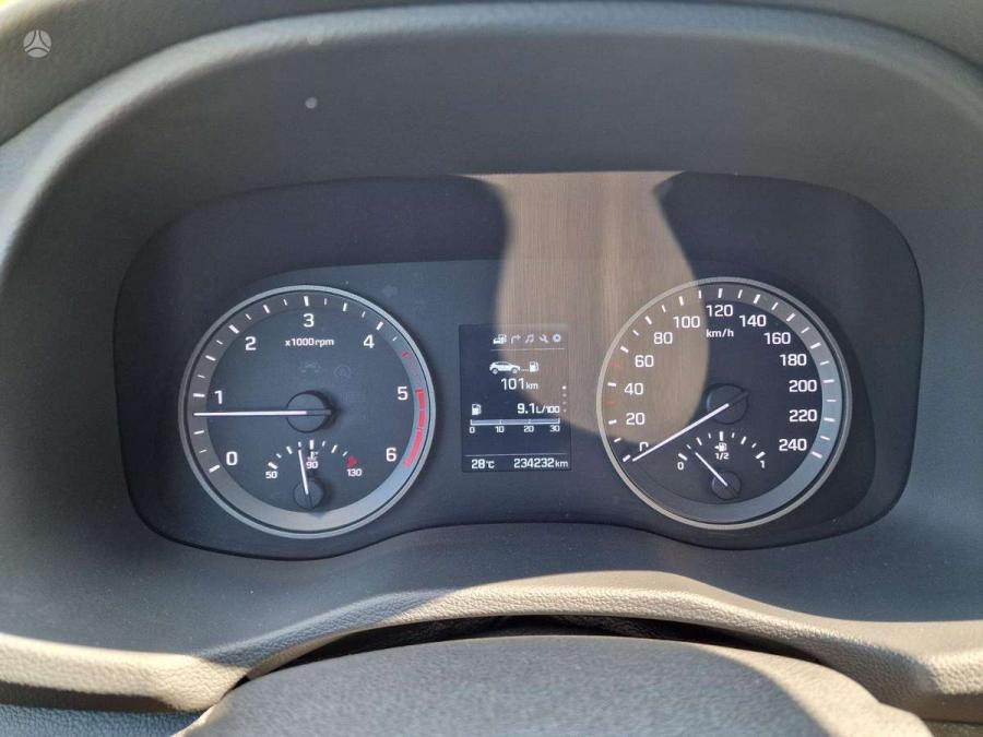 Balts Hyundai Tucson 2015 Panevēža, ar dzinēja tilpumu 1.70 L un nobraukumu 238 tūkst. km par 7999 €, foto 33 vietnē AUTOMOTO.COM.LV