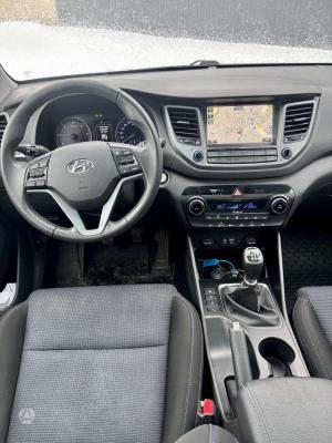 Balts Hyundai Tucson 2016 Tauragė, ar dzinēja tilpumu 1.69 L un nobraukumu 250 tūkst. km par 9600 €, foto 12 vietnē AUTOMOTO.COM.LV