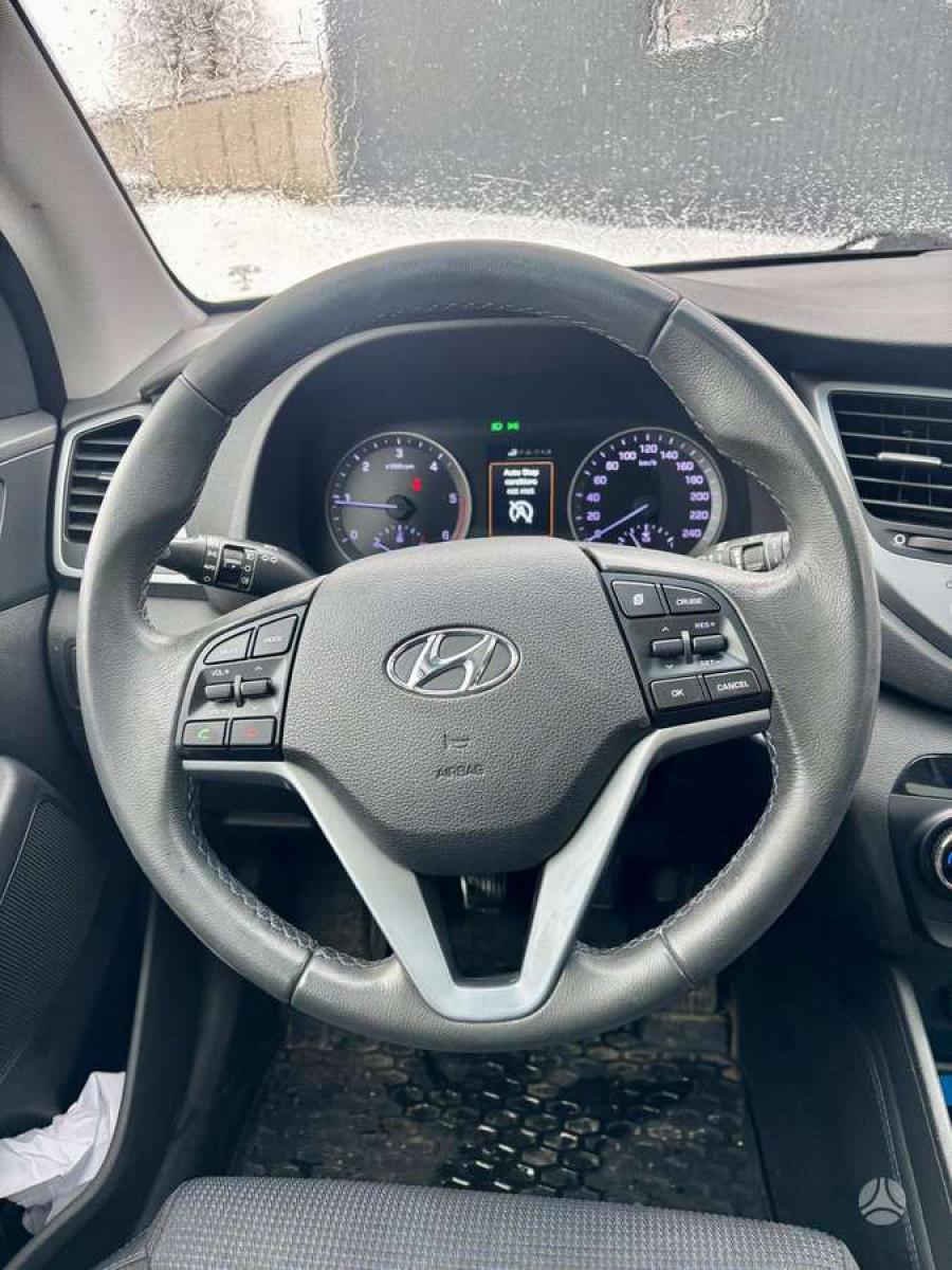 Balts Hyundai Tucson 2016 Tauragė, ar dzinēja tilpumu 1.69 L un nobraukumu 250 tūkst. km par 9600 €, foto 15 vietnē AUTOMOTO.COM.LV