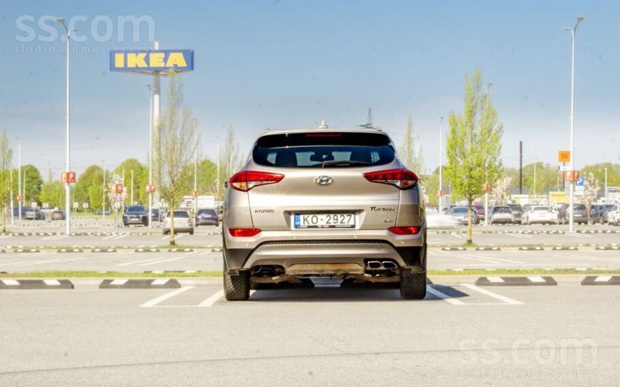 Balts Hyundai Tucson 2016 Rīga, ar dzinēja tilpumu 1.60 L un nobraukumu 138 tūkst. km par 11990 €, foto 8 vietnē AUTOMOTO.COM.LV