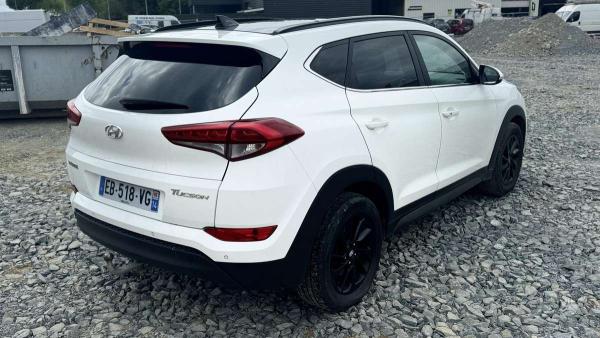 Balts Hyundai Tucson 2016 Tauragė, ar dzinēja tilpumu 1.69 L un nobraukumu 241 tūkst. km par 8600 €, foto 6 vietnē AUTOMOTO.COM.LV