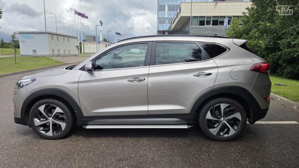 Balts Hyundai Tucson 2016 Viļņa, ar dzinēja tilpumu 1.60 L un nobraukumu 90 tūkst. km par 17400 €, foto 7 vietnē AUTOMOTO.COM.LV