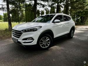 White Hyundai Tucson 2016 in Taurage, with an engine capacity of 1.69 L and mileage of 210 thousand km for 8900 €, photo  on AUTOMOTO.COM.LV