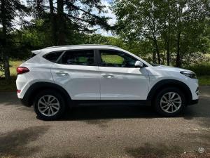 Balts Hyundai Tucson 2016 Tauragė, ar dzinēja tilpumu 1.69 L un nobraukumu 210 tūkst. km par 8900 €, foto 6 vietnē AUTOMOTO.COM.LV